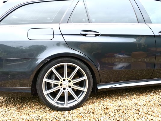 S212 Rear Suspension - Parked Height | Wheels, Tyres, Brakes ...