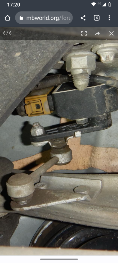 W212 E Class Headlight level sensor arm broken | Electronics and Audio ...