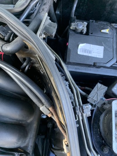 W124 vacuum line help | Engine | MBClub UK - Bringing together Mercedes ...