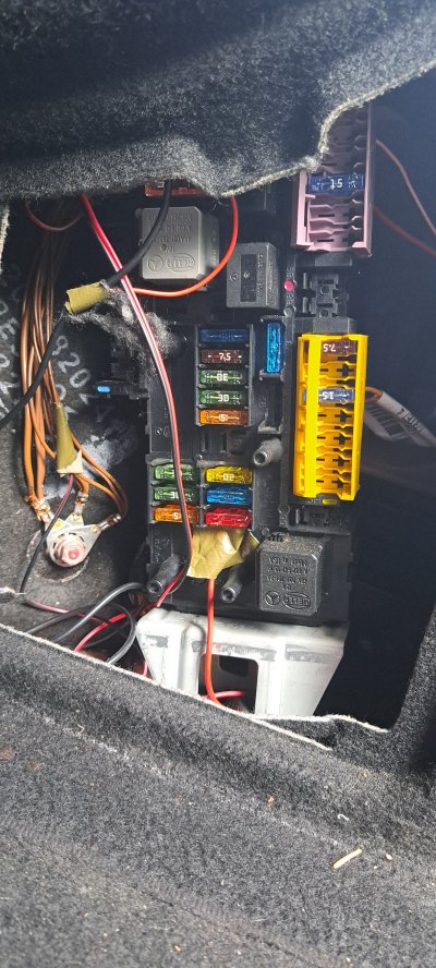 2010 E350 c207 connected battery terminals wrong | Electronics and ...