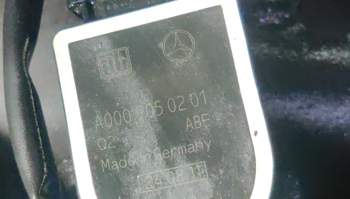 Headlight distance sensor (2011 C207) | Electronics and Audio | MBClub ...