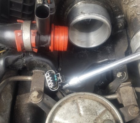 Help identifying this sensor Om642 | Engine | MBClub UK - Bringing ...