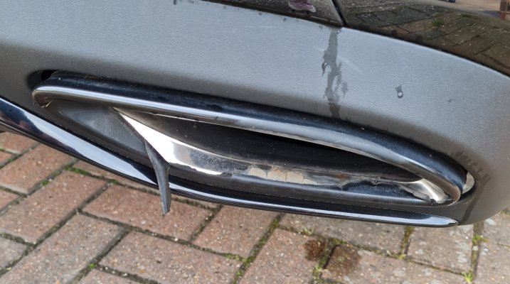 Exhaust pipe surround | Bodywork | MBClub UK - Bringing together ...