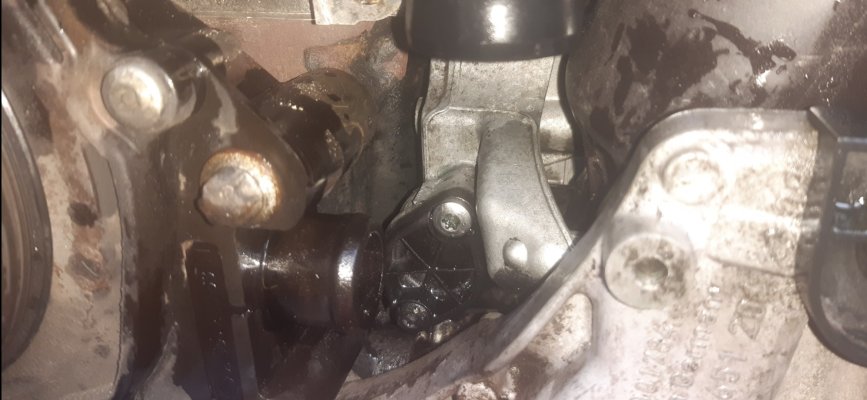 OM651 Oil Cooler Leaks | Engine | MBClub UK - Bringing together Mercedes Enthusiasts