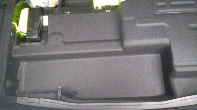 C300h W205 Battery Location | Electronics | MBClub UK - Bringing ...